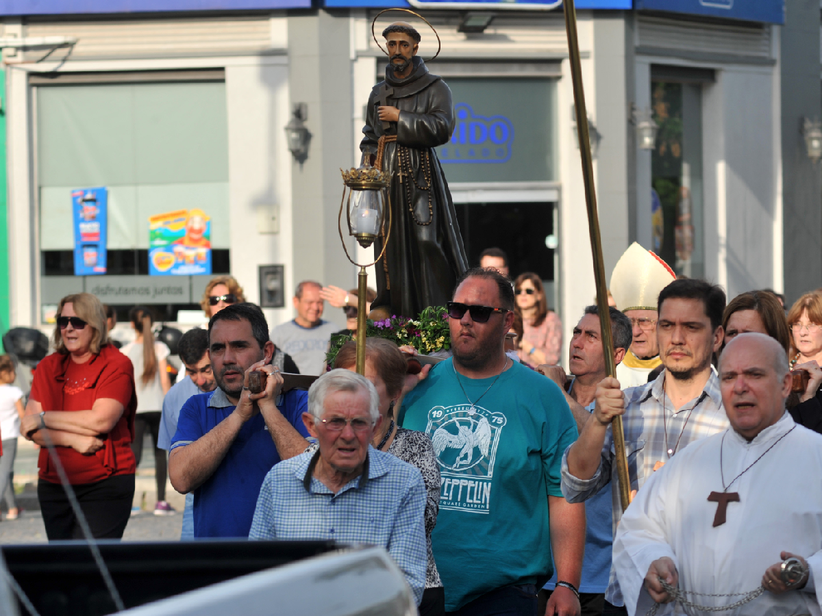 Fiestas patronales: no habrá procesión pero sí misa en la Catedral – La ... Fiestas patronales: no habrá procesión pero sí misa en la Catedral – La ...