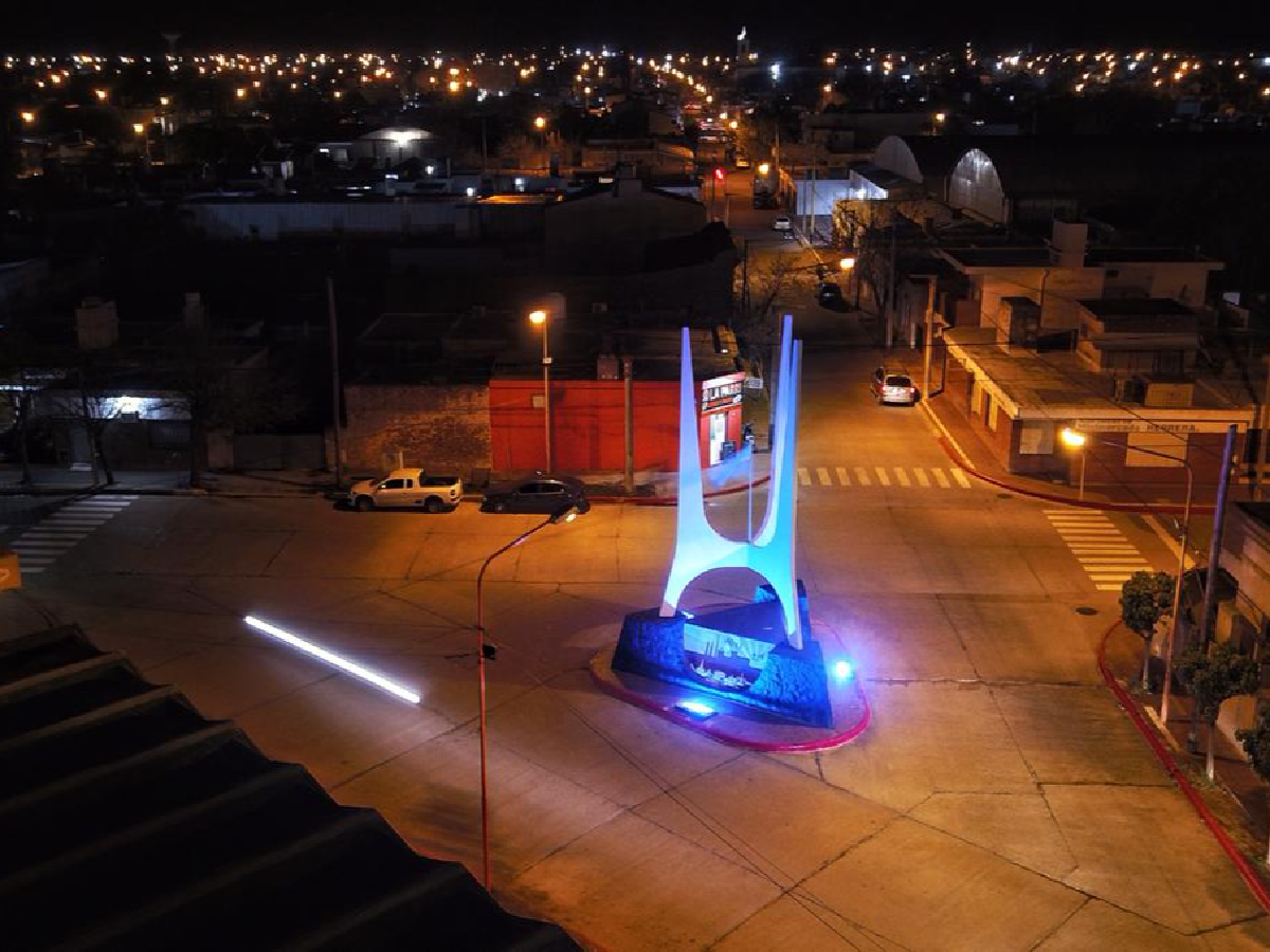 Arroyito revalorizó el Monumento que rinde honor a sus orígenes – La ...