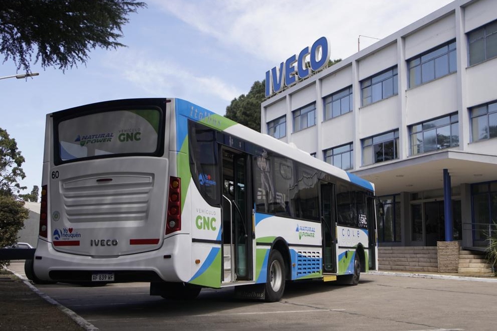Así es el nuevo bus urbano e interurbano a gas natural – La Voz de San ...