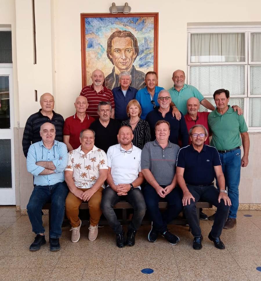Hermanos Maristas: emotivo reencuentro de exalumnos a 50 años de ...