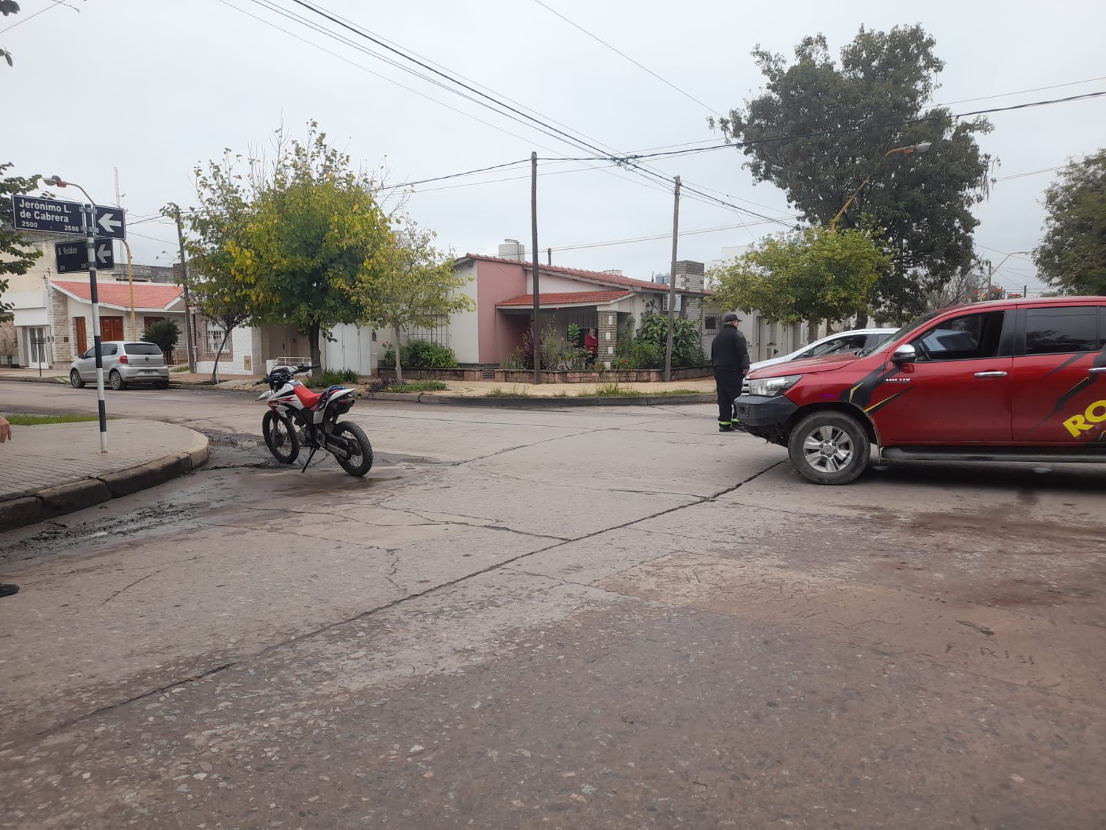 Un Motociclista Resultó Lesionado Tras Chocar Con Una Camioneta La 9984