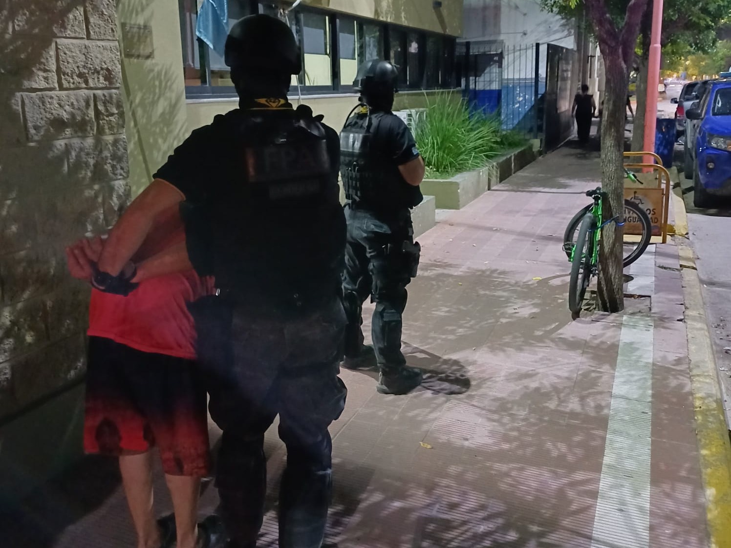 Detienen a dos hombres por venta de drogas en Arroyito y Frontera – La Voz de San Justo