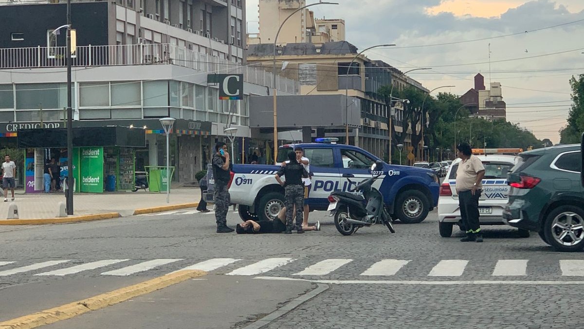 Choque Entre Dos Motos Dejó Solo Daños Materiales En El Centro La Voz