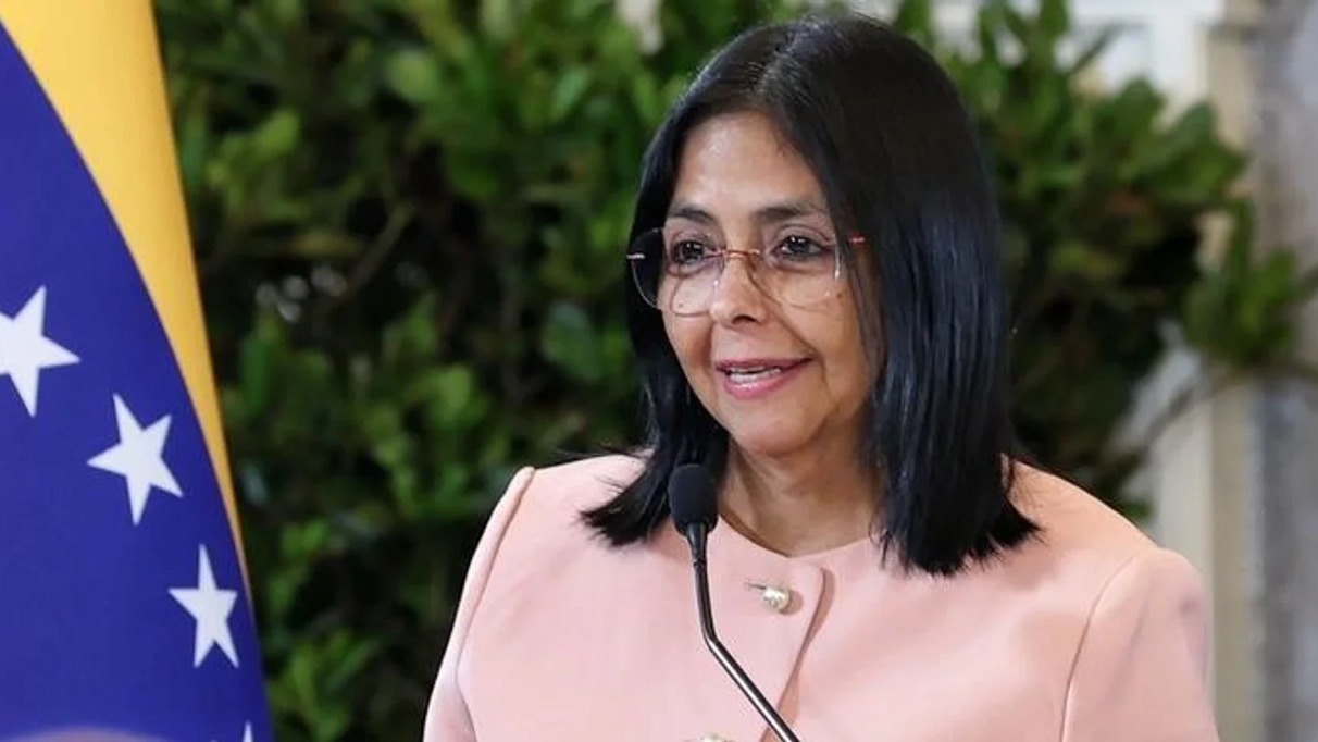Delcy Rodríguez se comprometió a lograr el retorno de Maduro y su ...